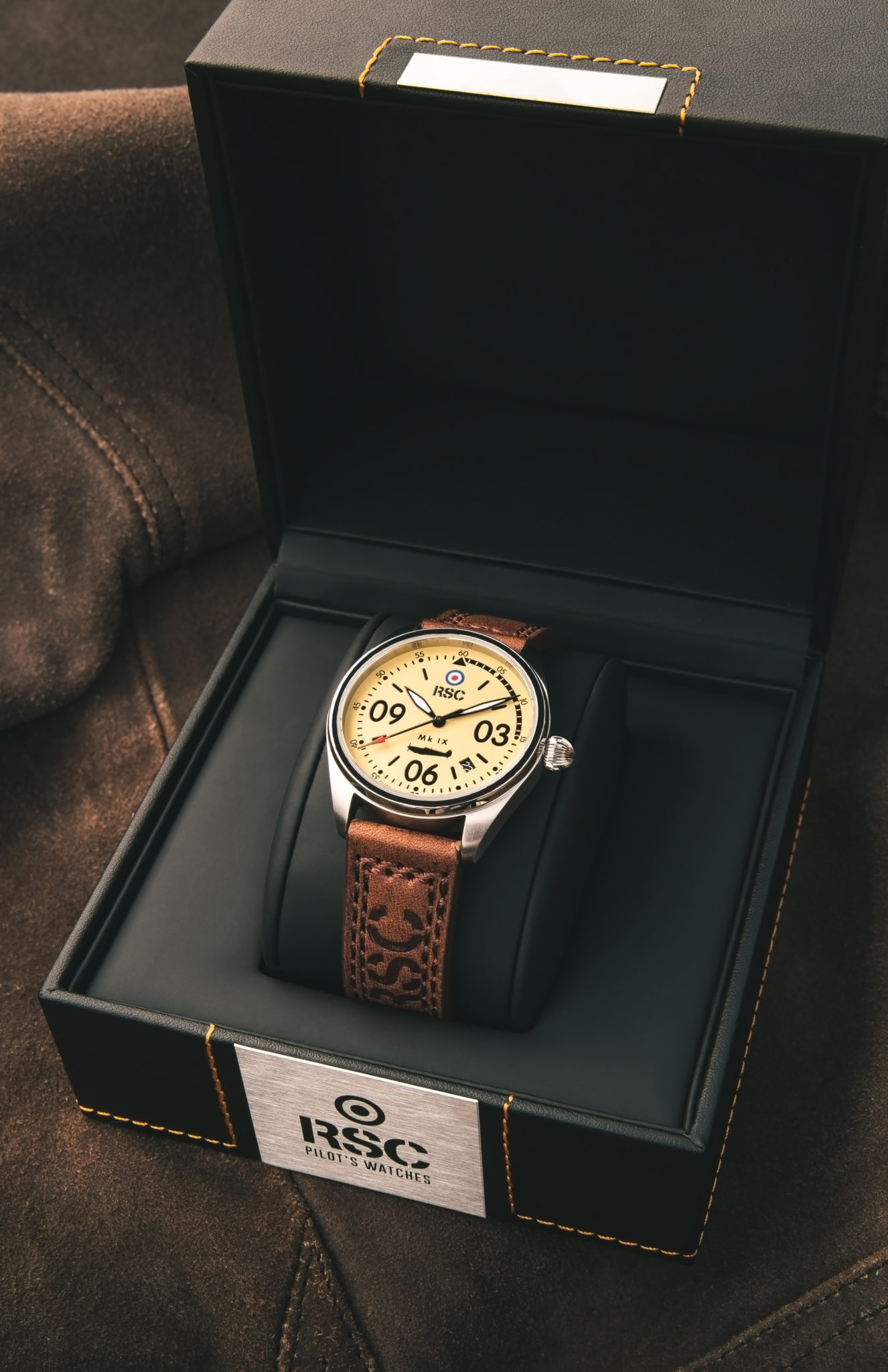 Spitfire Pilot Watch - Swiss Mov - Sapphire Crystal - 6Y Warranty